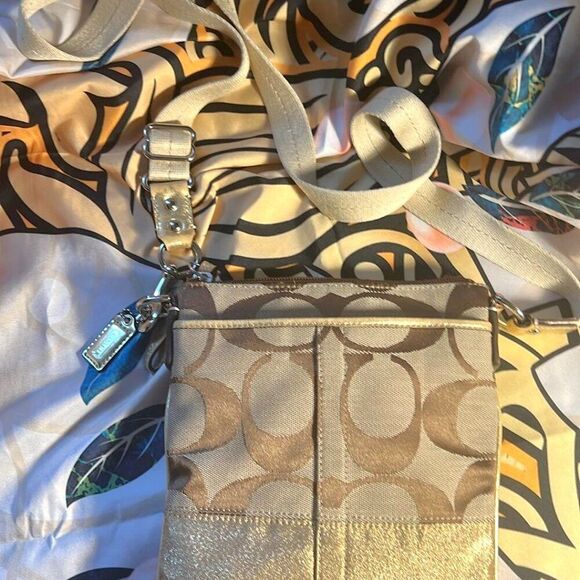 Coach | Bags | Coach Signature C Crossbody Gold Trim | Poshmark